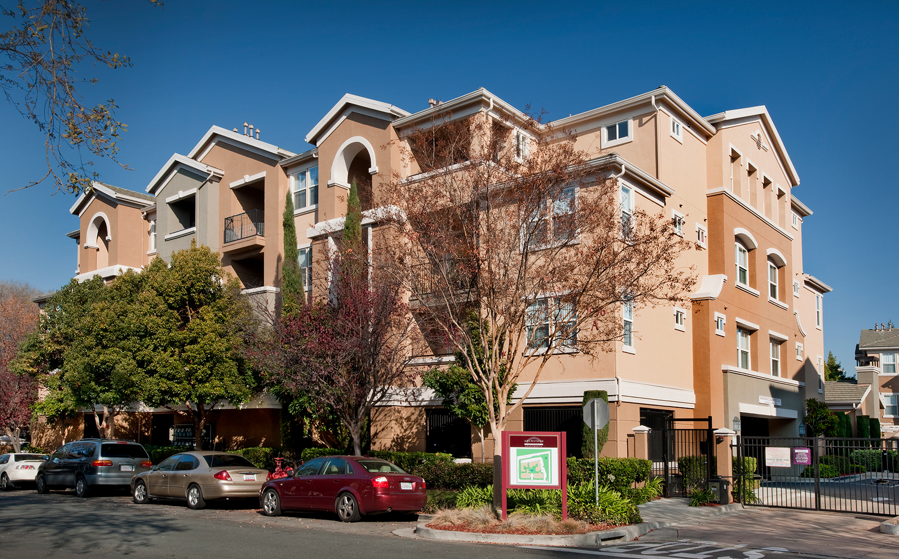 Avalon Walnut Ridge | AvalonBay Communities