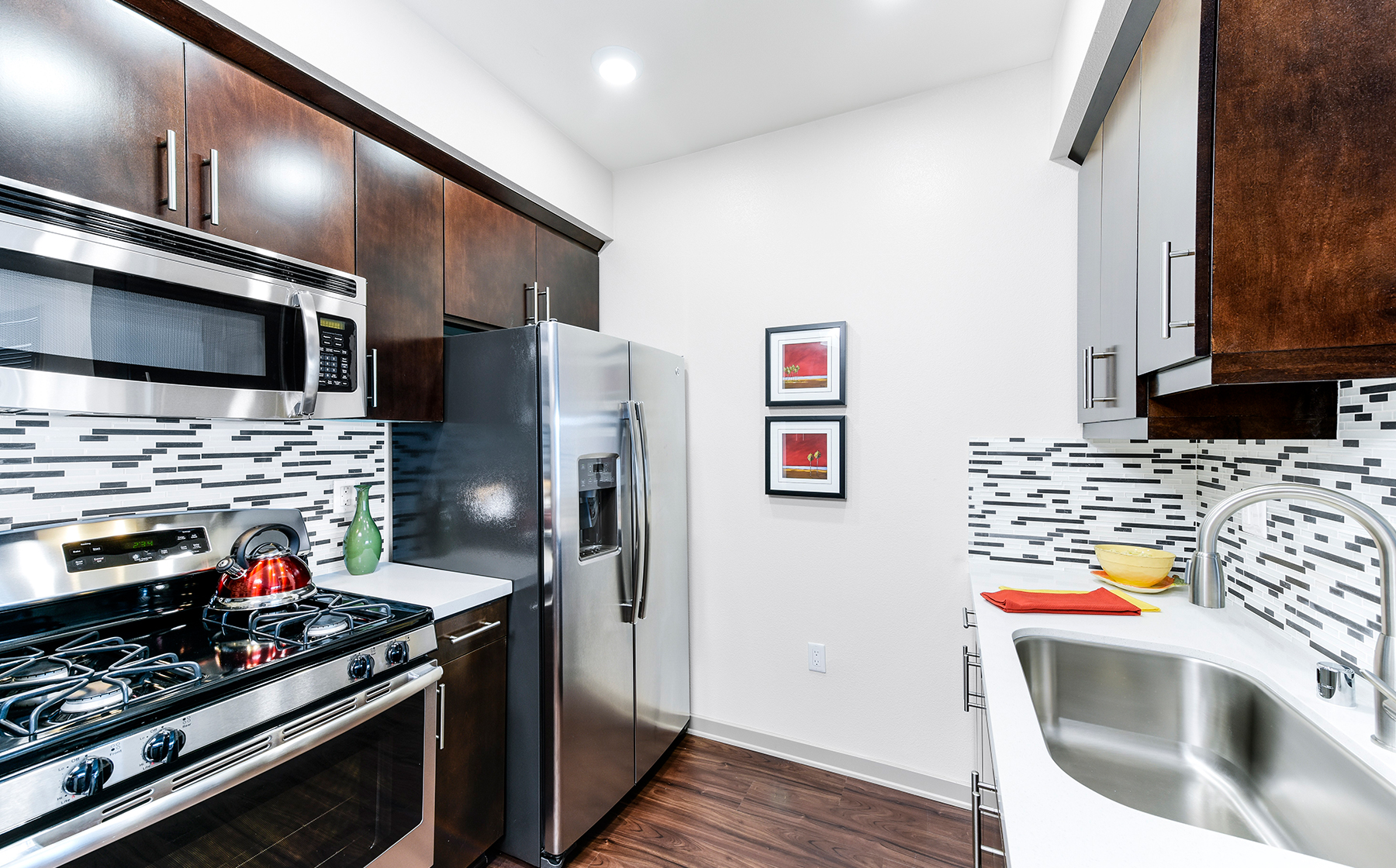 Studio City/Burbank Apartments