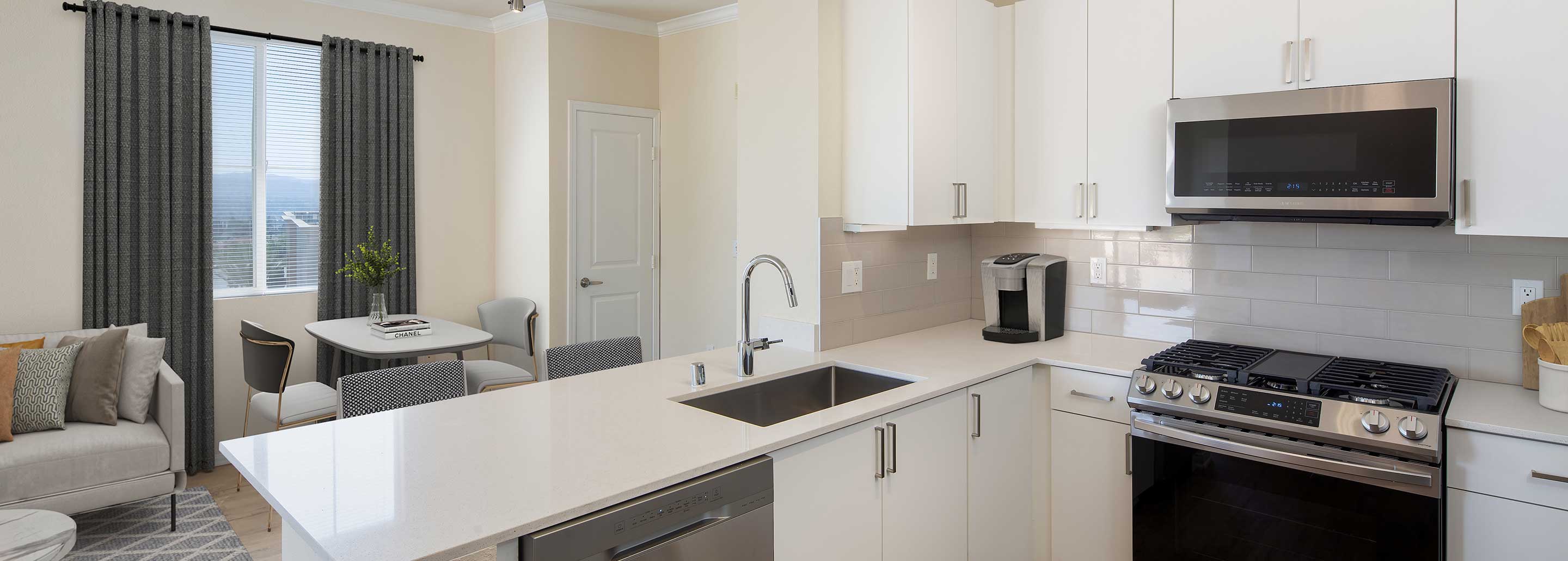 Avalon Simi Valley | AvalonBay Communities