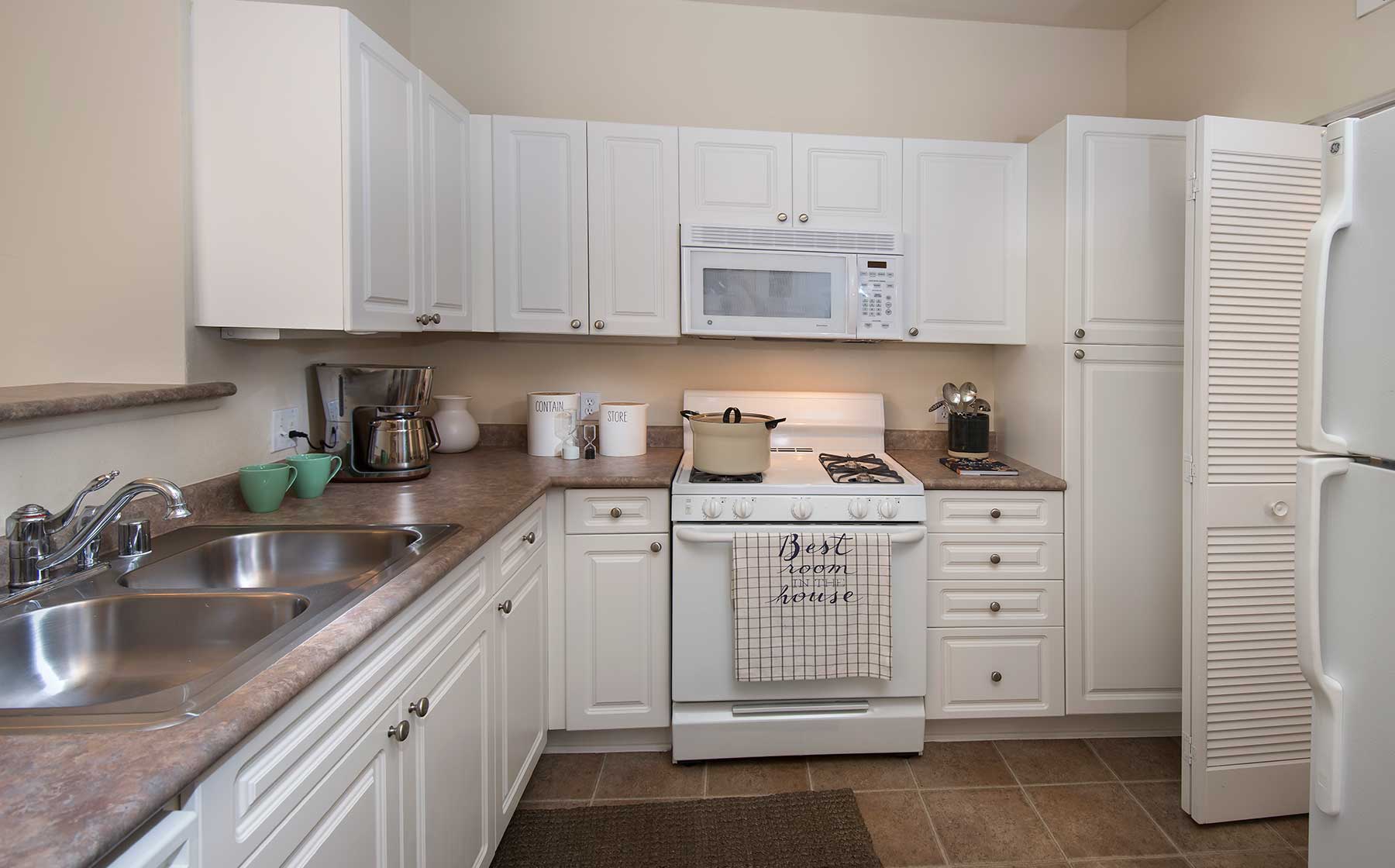 Avalon Simi Valley | AvalonBay Communities