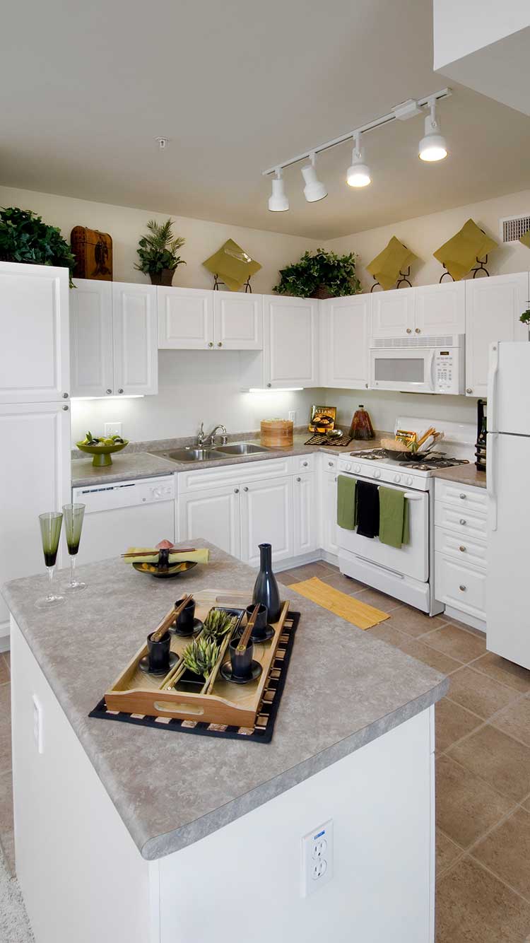 Avalon Simi Valley | AvalonBay Communities