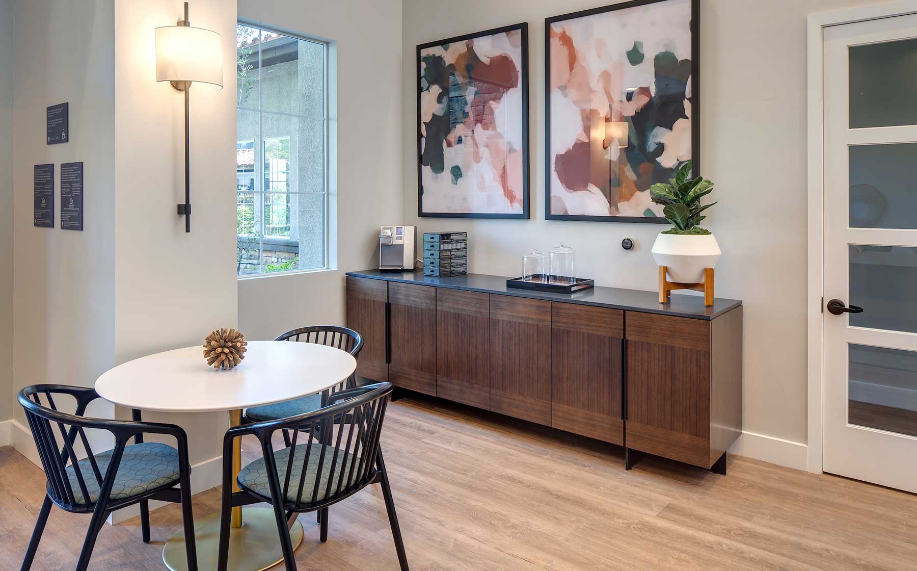 Avalon Simi Valley | AvalonBay Communities