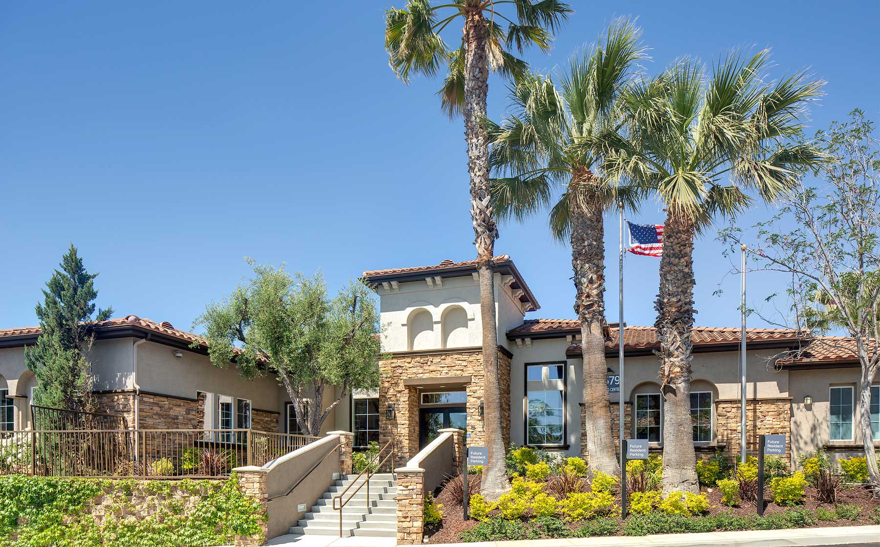 Avalon Simi Valley | AvalonBay Communities