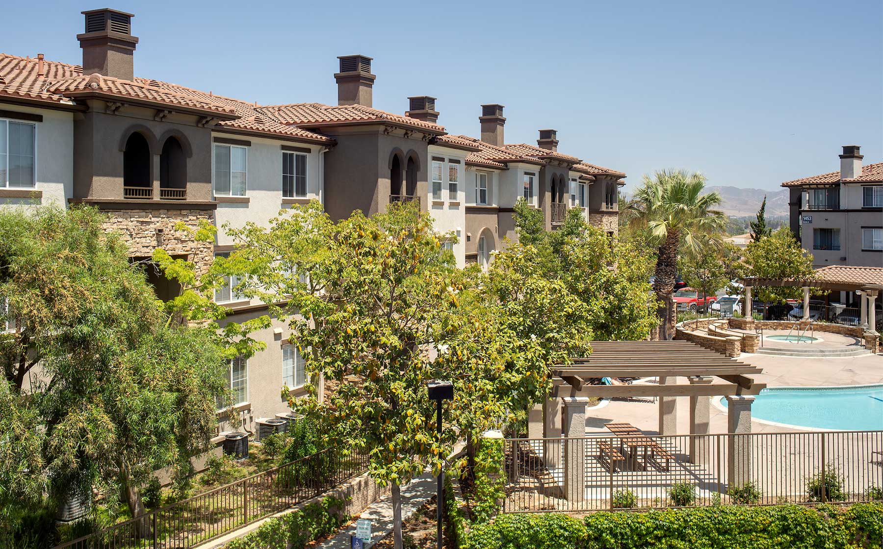 Avalon Simi Valley | AvalonBay Communities