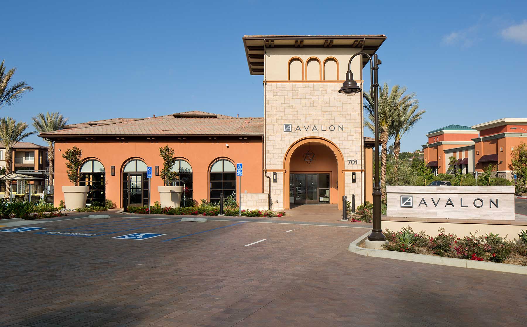 Avalon Vista | AvalonBay Communities