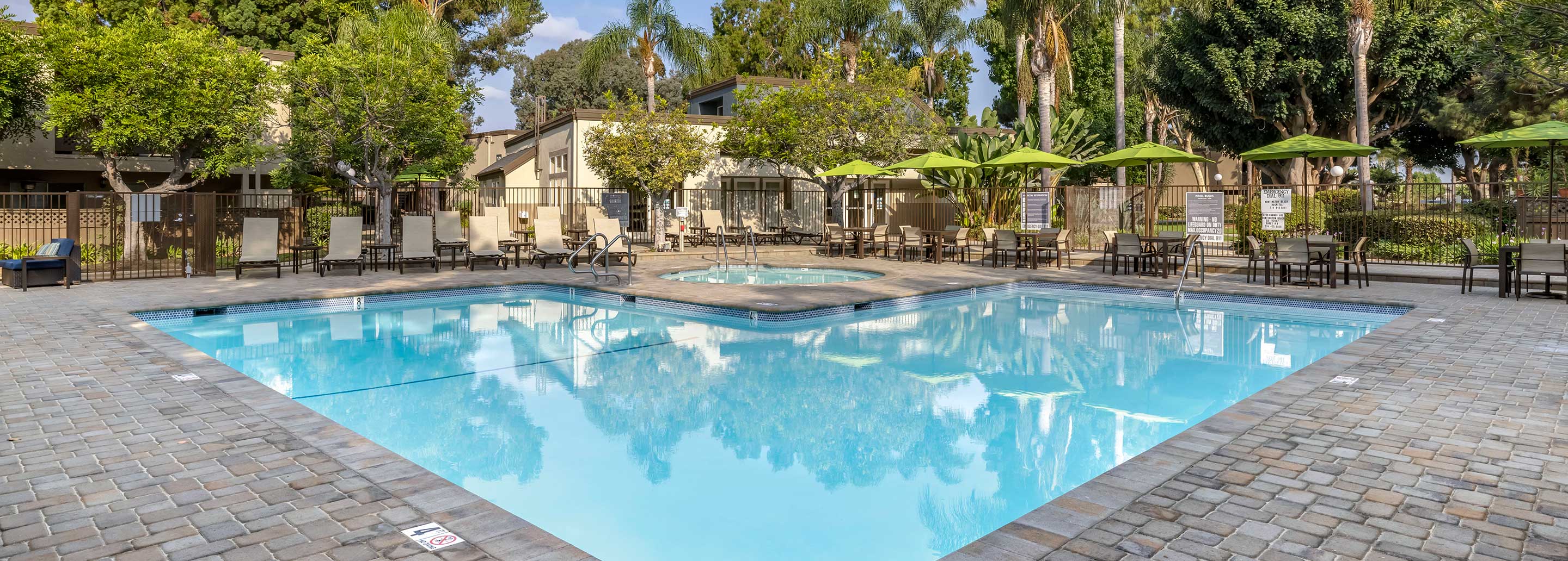 eaves Huntington Beach | AvalonBay Communities