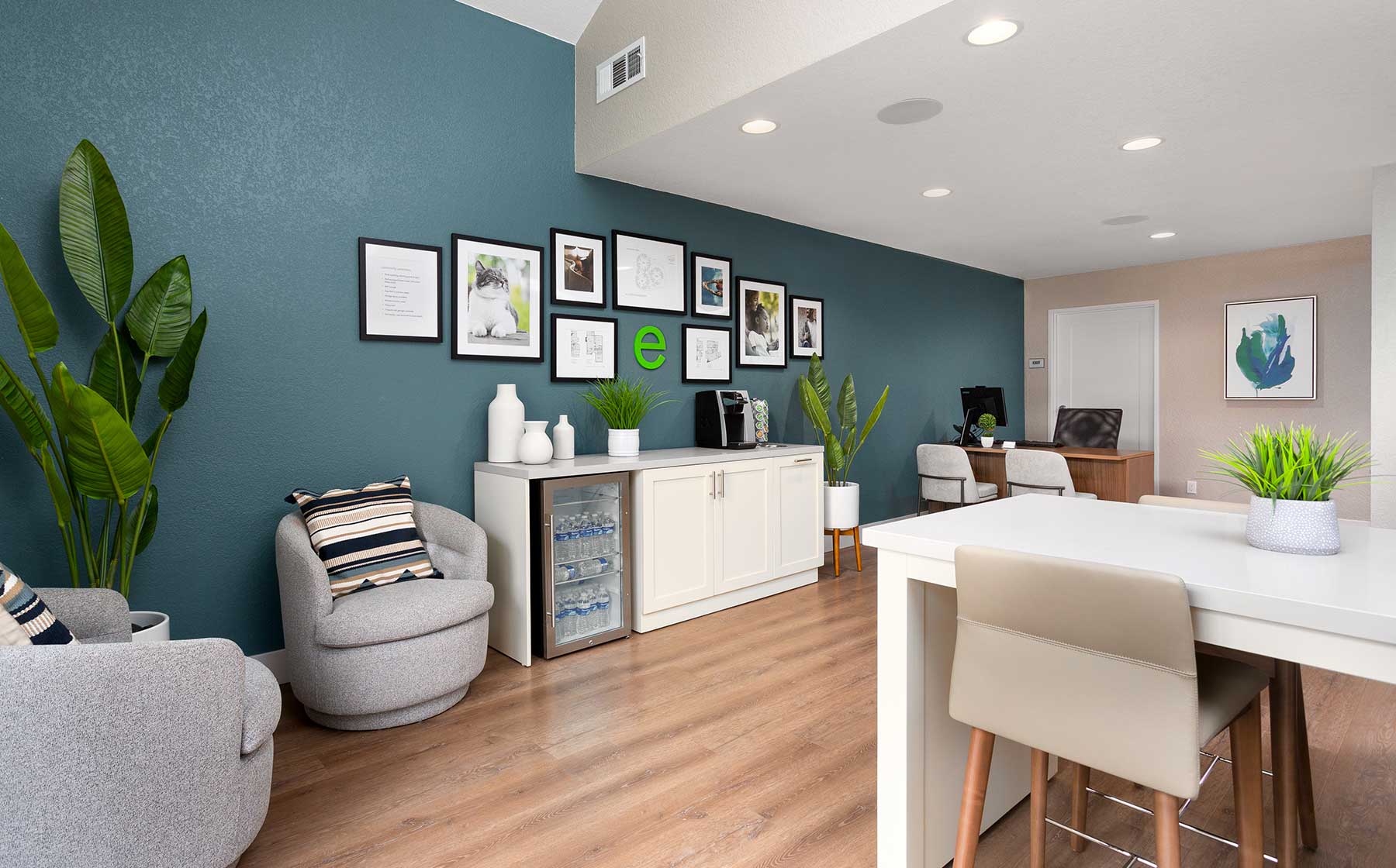 eaves Phillips Ranch | AvalonBay Communities