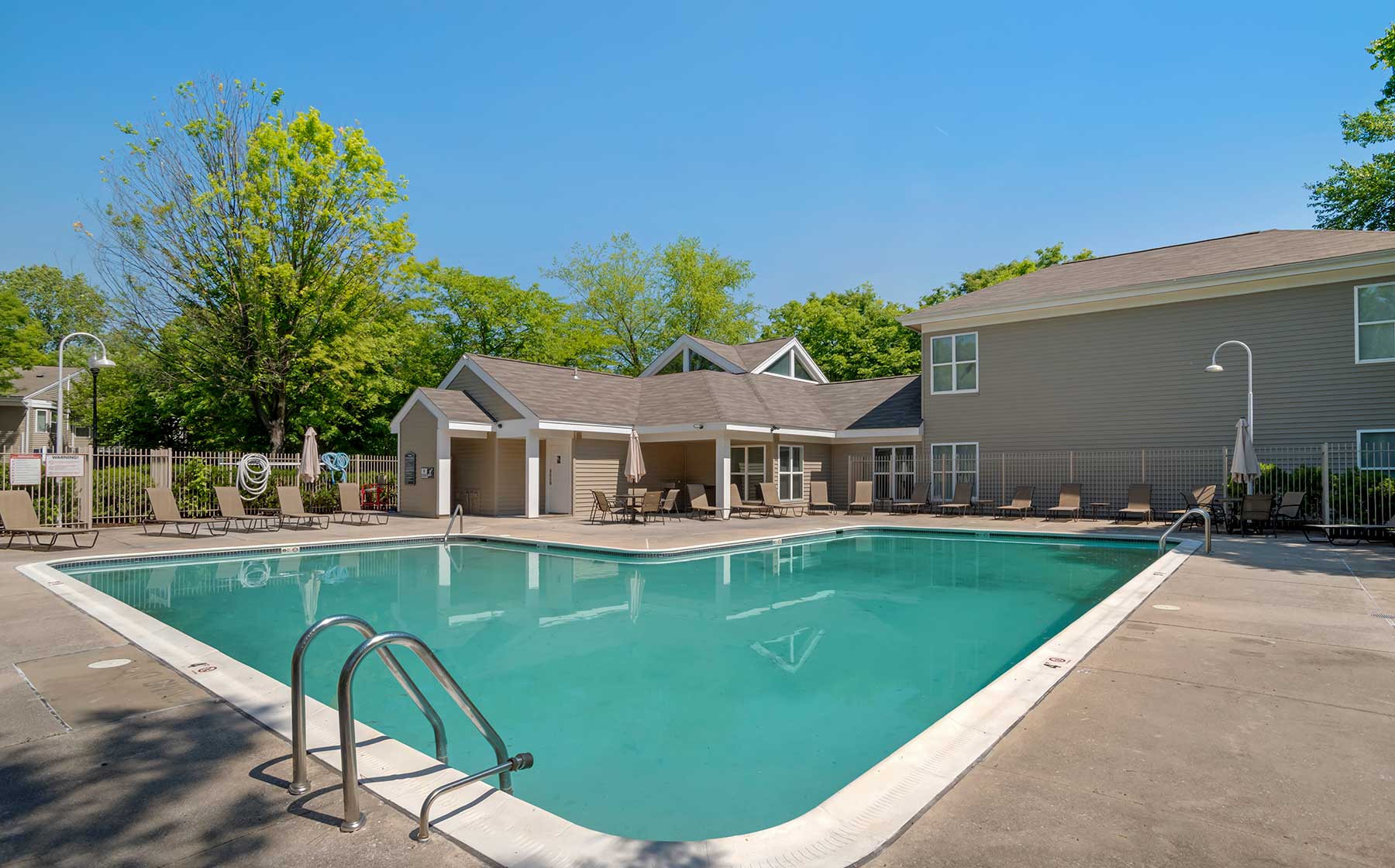 Avalon at Fairway Hills | AvalonBay Communities