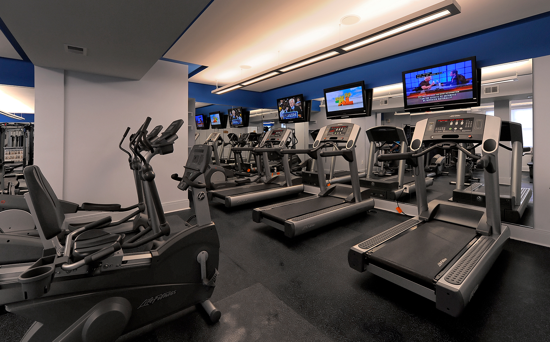 eaves Columbia Town Center | AvalonBay Communities