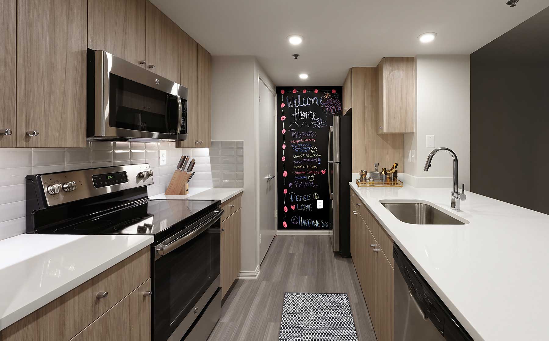 AVA Ballston Square | AvalonBay Communities