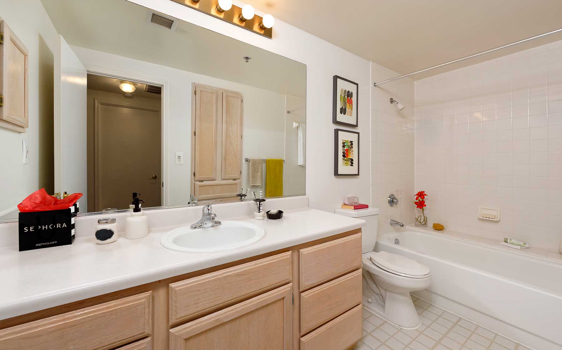 AVA Ballston Square | AvalonBay Communities