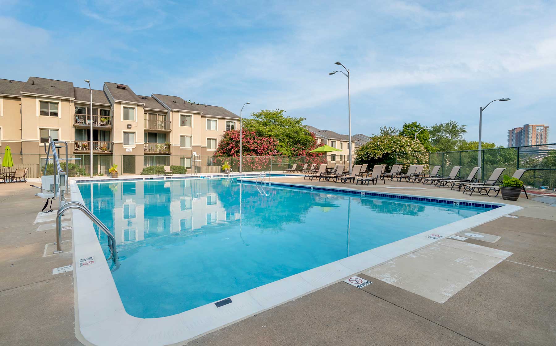 eaves Tysons Corner | AvalonBay Communities