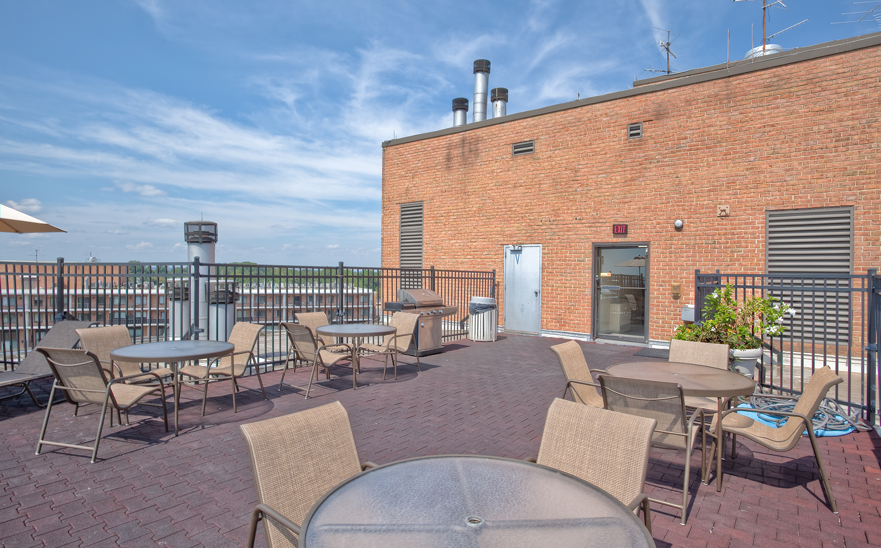 Avalon at Foxhall | AvalonBay Communities